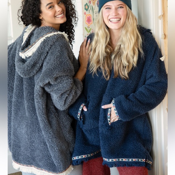 NATURAL LIFE | Sweaters | Natural Life Oversized Blanket Hoodie | Poshmark